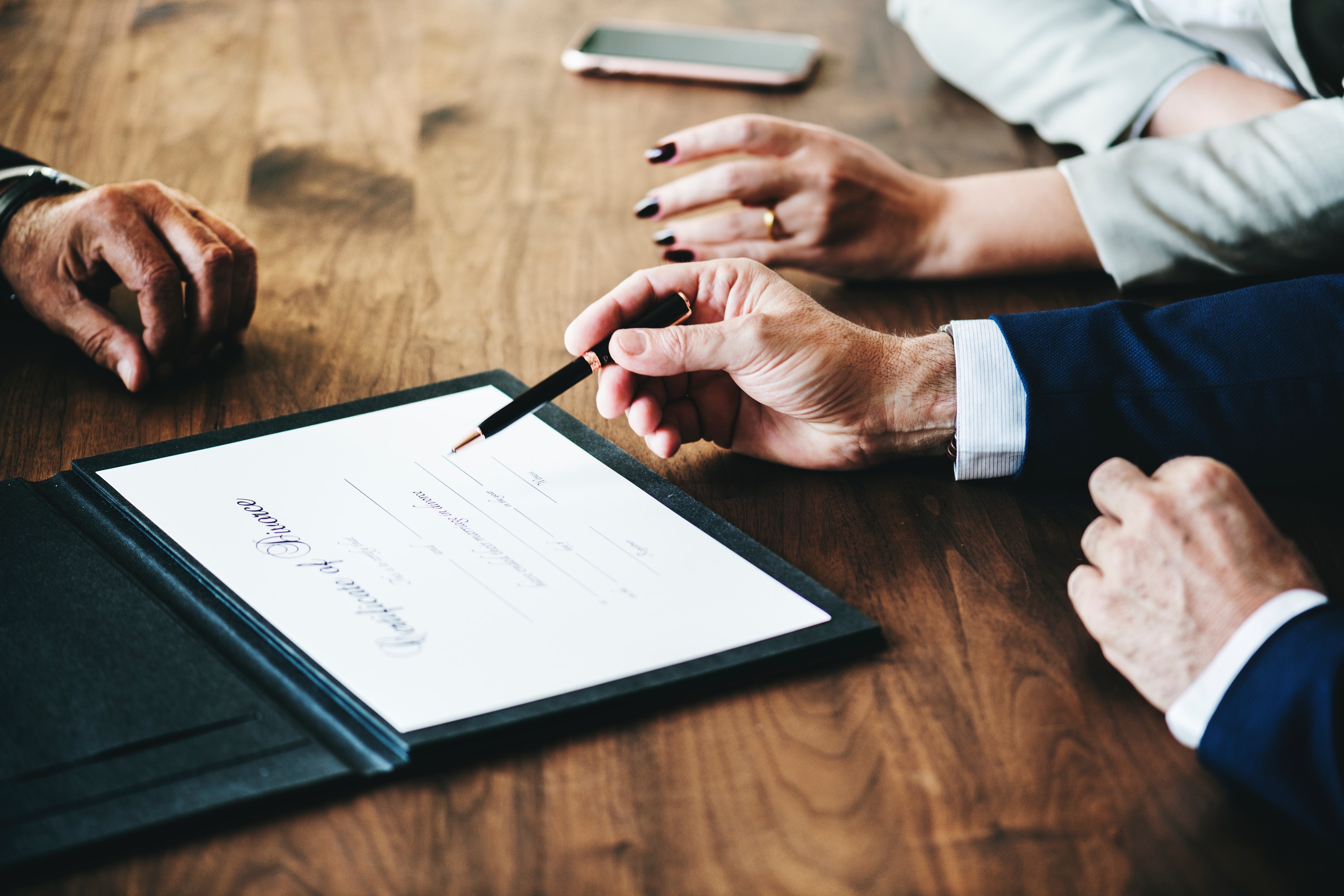 Como é um processo de divórcio amigável? | Jusbrasil